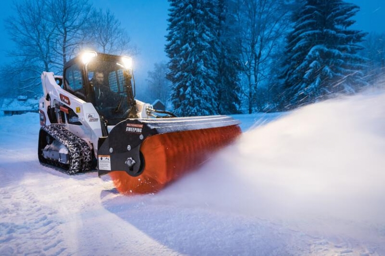 Barredora orientable reversible Bobcat - JRA MAQUINARIA - Venta y ...